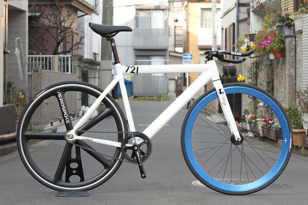 LEADER BIKE 721TR RETRO CUSTOM. | ブローチャーズ - BROTURES ONLINE STORE - ピスト ...