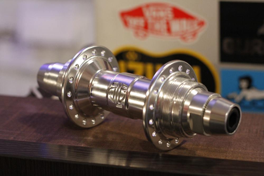 King Hub Sample by BLB | ブローチャーズ - BROTURES ONLINE STORE - ピストバイク通販